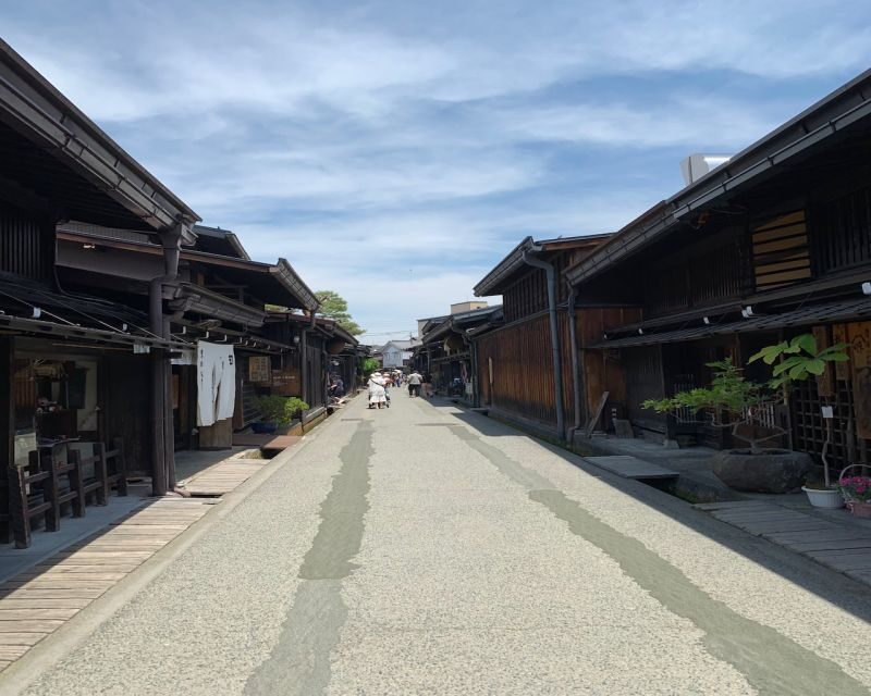 Takayama: Old Town Guided Walking Tour 45min. - Takayama: Old Town Guided Walking Tour 45min. — a Compact Introduction to a Historic Japan Gem