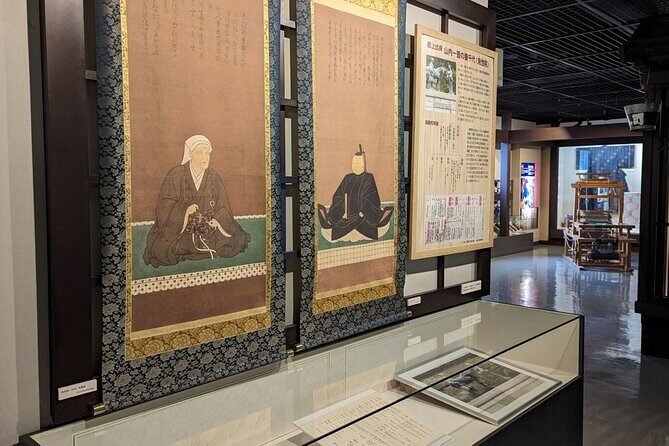 Takayama to Gujo Hachiman, History Traditions and Crafts - Authentic Experiences That Make a Difference