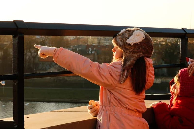 Tales and Legends of Krakow a Family Adventure Guided Tour - Introduction to the Tour Experience