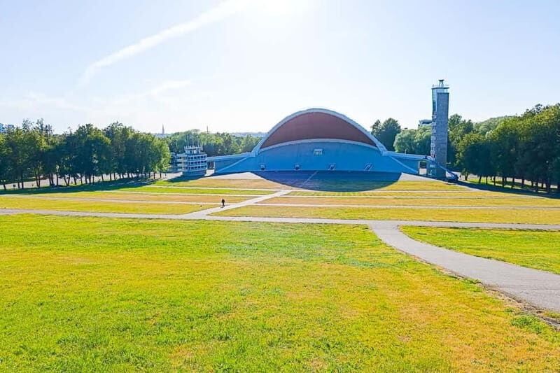 Tales of Tallinn 2-hour Car Tour - Key Points