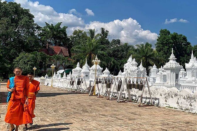 Talk to Buddhist monk & craft work in temple - A Deep Dive into the Experience