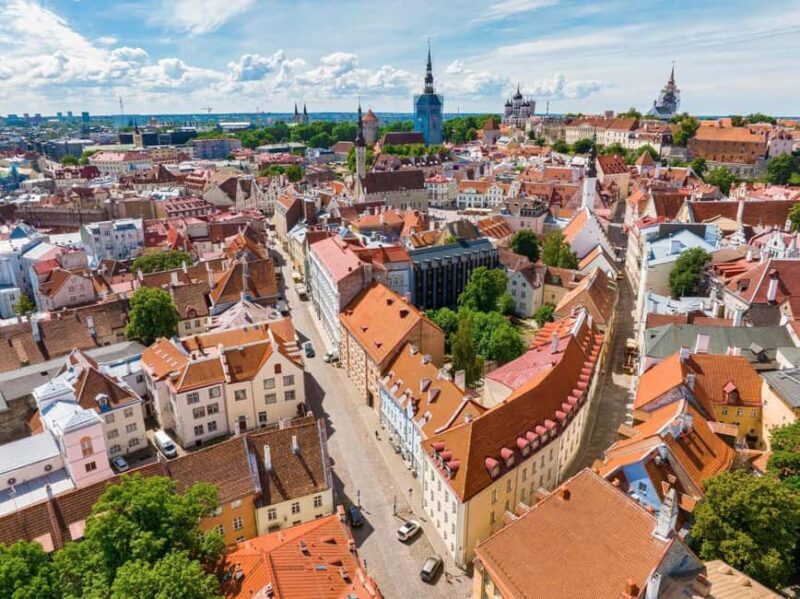 Tallinn: 2-hour Best Intro Walking Tour with a Local - Why Choose a 2-Hour Walking Tour in Tallinn?