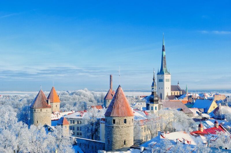Tallinn: Day Tour from Helsinki with Hotel Pickup - The Guided Tour: Highlights and Practicalities