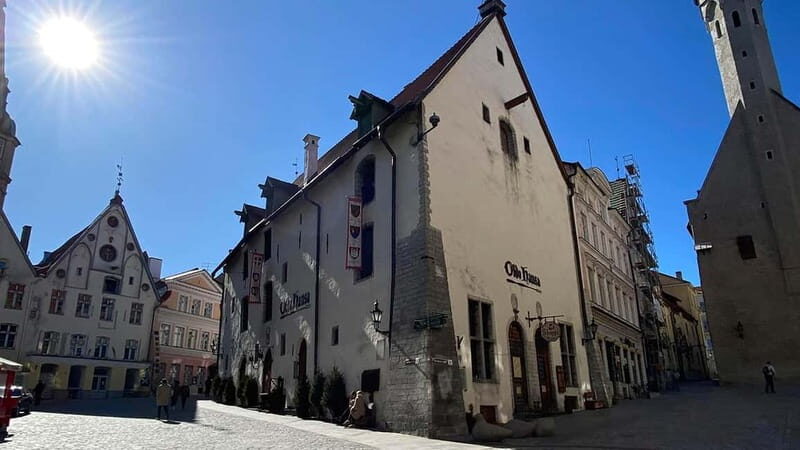 Tallinn: Guided Old Town Historical Walking Tour - Who Should Book This Tour?