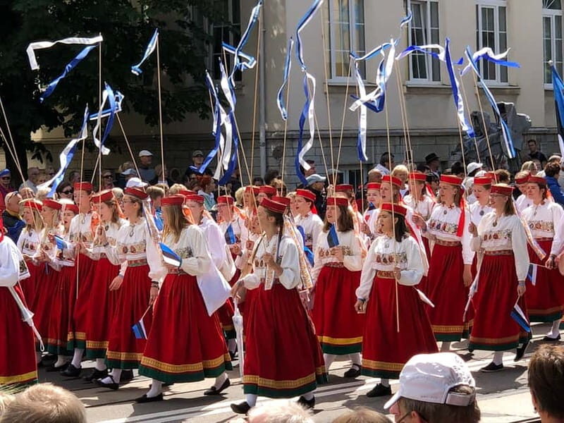 Tallinn: Highlights Shore Excursion with Return Transfer - How the Tour Is Structured and What You’ll Experience