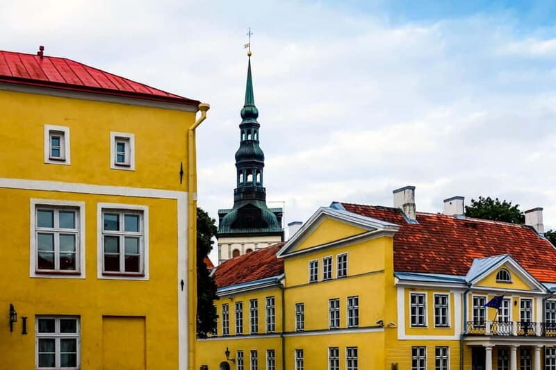 Tallinn: Insta-Perfect Walk with a Local - An Authentic 90-Minute Visual Tour of Tallinn