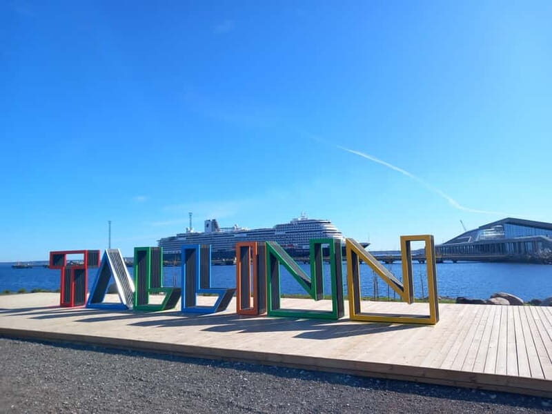 Tallinn: Lower and Upper Town (Guided Walking Tour) - What Travelers Say