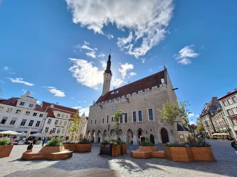 Tallinn: Private Guided Walking Tour of the Medieval City - Key Points