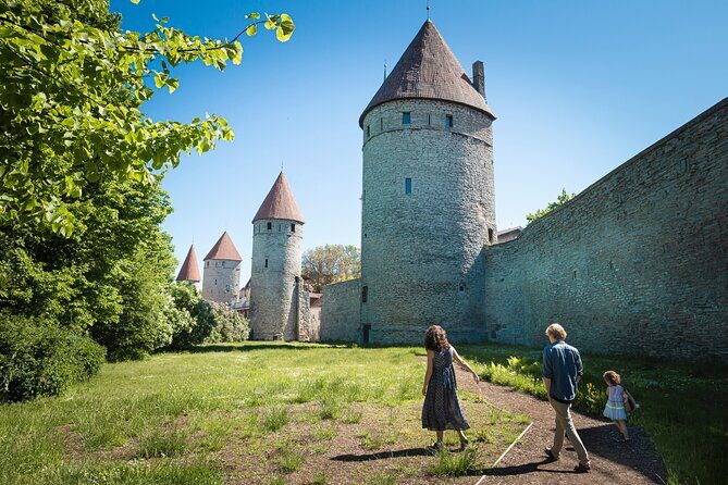 Tallinn Private Photoshoot Tour - Practical Details and Tips