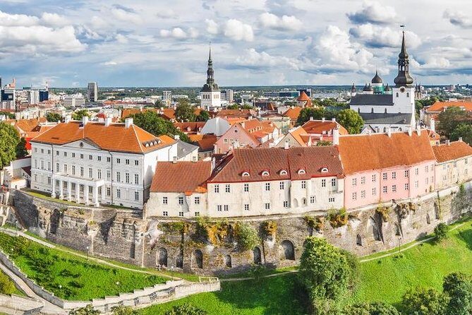 Tallinn Shore Excursion: Tallinn Sightseeing Tour by Coach and Foot - Insights from Traveler Reviews