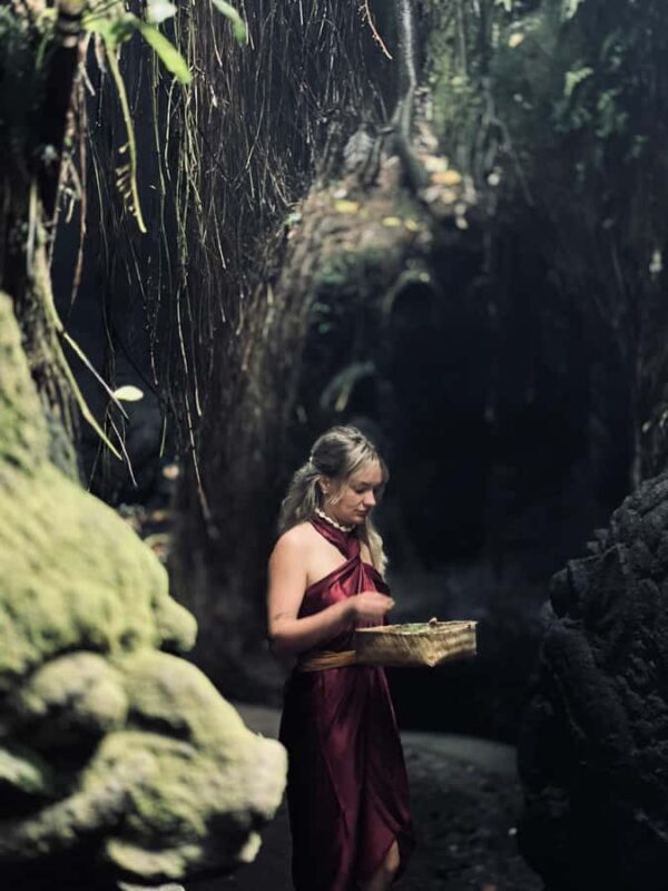 Taman Beji Griya Waterfall Melukat Ritual - FAQ