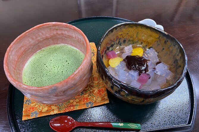 Tameike Exploring the Heart of Japanese Politics Tour - A Tasty Cultural Finish with Matcha and Sweets