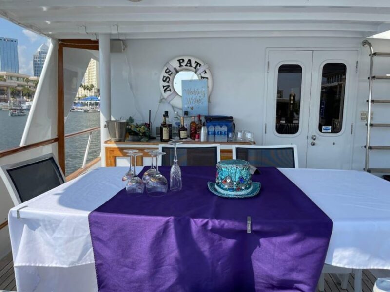 Tampa Bay: Luxury Yacht Charter Experience - An Introduction to the Tampa Bay Yacht Experience