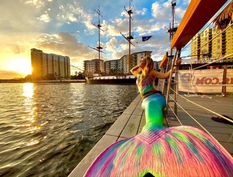 Tampa: Hillsborough River Evening Boat Tour Up to 13 people - What’s Included and What’s Not