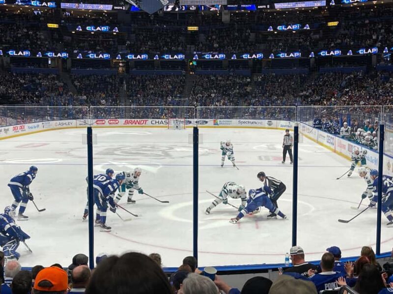 Tampa: Tampa Bay Lightning Ice Hockey Game Ticket - An Up-Cclose Look at the Tampa Bay Lightning Hockey Experience