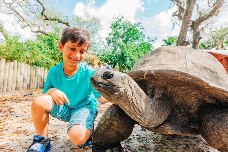 Tampa: ZooQuarium- ZooTampa & Florida Aquarium Combo Ticket - Why Choose the ZooQuarium Combo?
