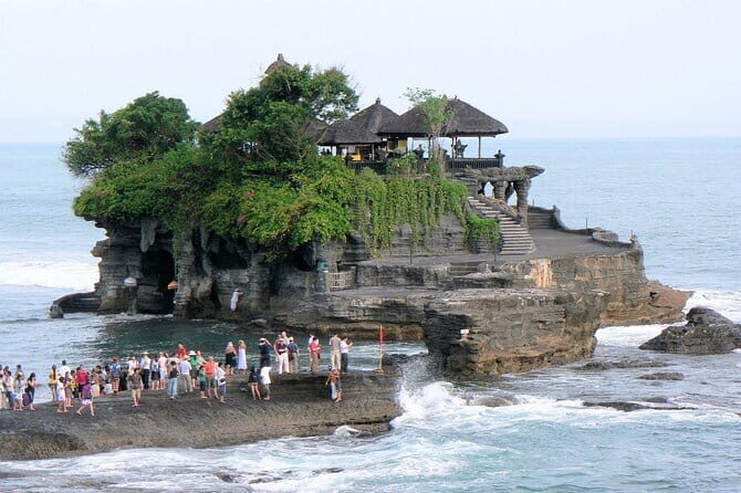 Tanah Lot and Royal Temple including Chocolate Tasting Full-Day Tour - Introduction to the Tour: A Well-Rounded Bali Experience