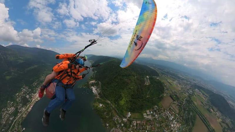 Tandem flight: Paragliding panorama tandem flight - An Introduction to the Experience