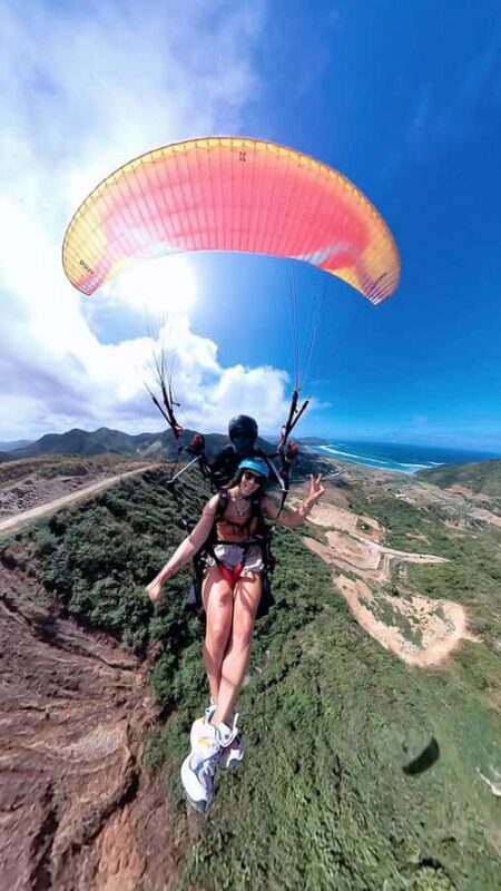 Tandem Paragliding Adventure In Lombok - Key Points