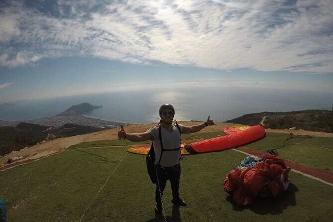 Tandem Paragliding Tour in Alanya with Roundtrip Transfer - Who Should Consider This Experience?