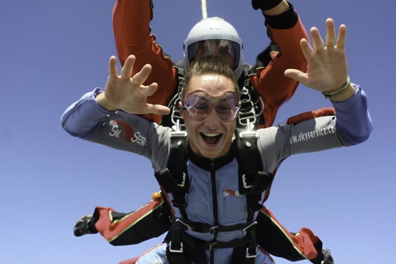 Tandem Skydiving Adventure in Prague - Who Should Consider This Experience?
