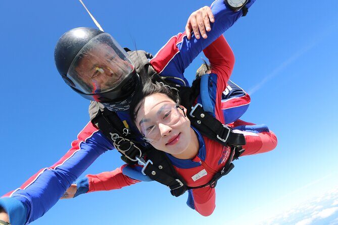 Tandem Skydiving in Prague - Tandem Jump with transfers! - An Overview of the Skydiving Adventure