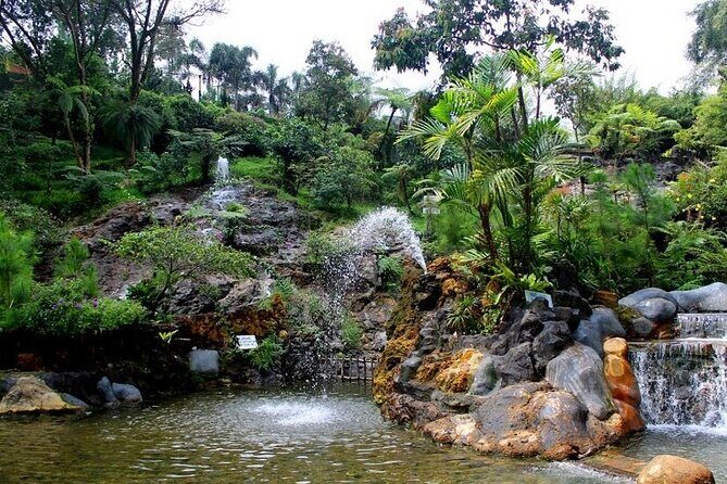 Tangkupan Parahu Volcano Bandung Private Tour - Tangkuban Perahu: Active Volcano with a Legendary Name