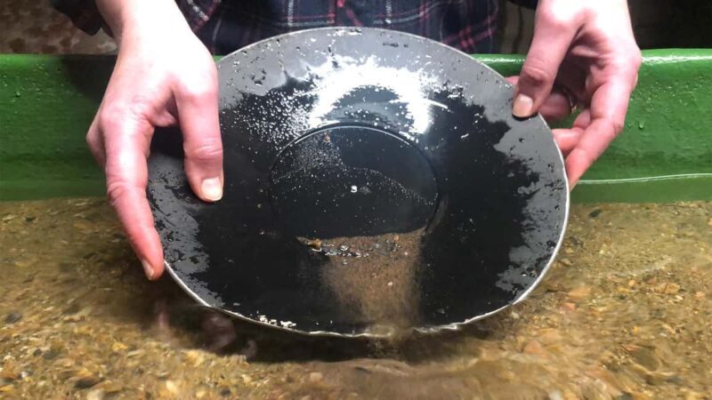 Tankavaara: Gold Museum Entry, Tour, and Gold Panning - What to Expect During the Museum Tour