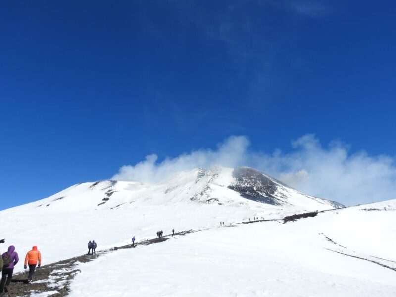 Taormina and Catania: Private guided Etna hike by cable car - Key Points