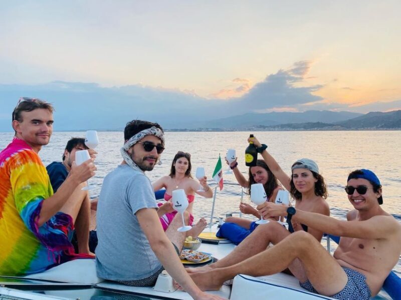 Taormina and Giardini Naxos 3/5/7 hours by PRIVATE BOAT - The Experience on the Water: Authentic and Comfortable