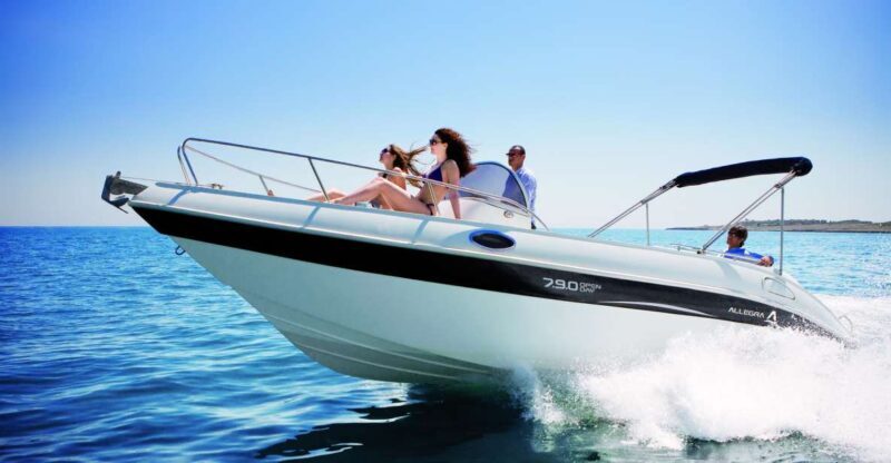 Taormina and Giardini Naxos - 3 Hour Boat Excursion - Who Should Consider This Tour?