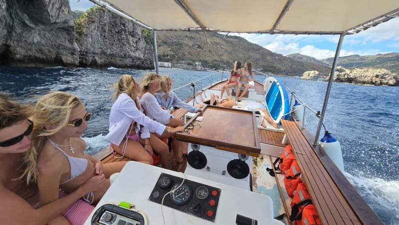 Taormina: Boat Tour with Sicilian Wine Tasting - FAQ