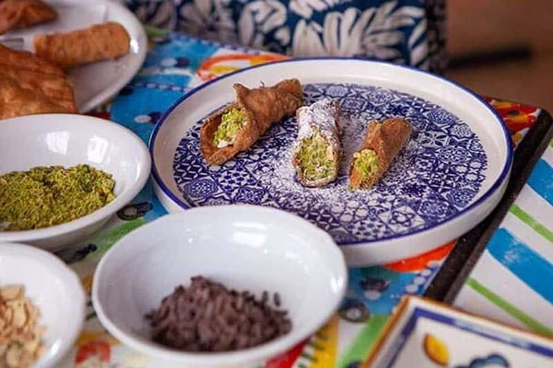 Taormina: Cannolo Making - Meeting Details & Practicalities