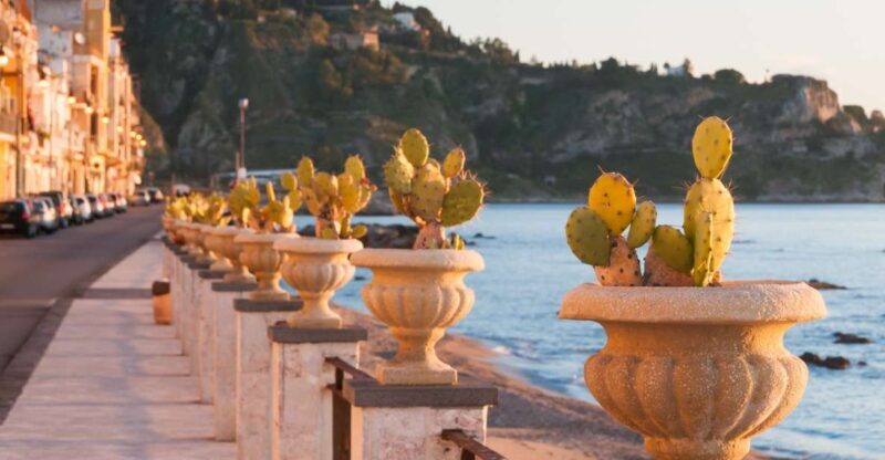 Taormina, Isola Bella and Castelmola from Catania - Key Points