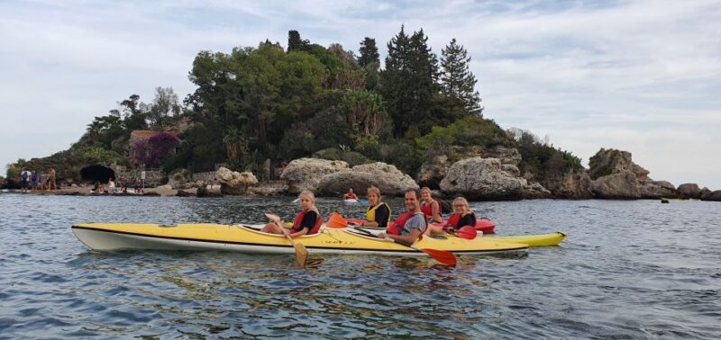 Taormina: Kayak Coastal Tour to Isola Bella and Blue Grotto - What Travelers Say