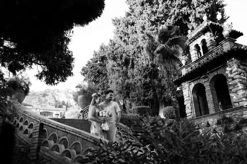 Taormina: Photoshoot with a Professional Photographer - FAQ