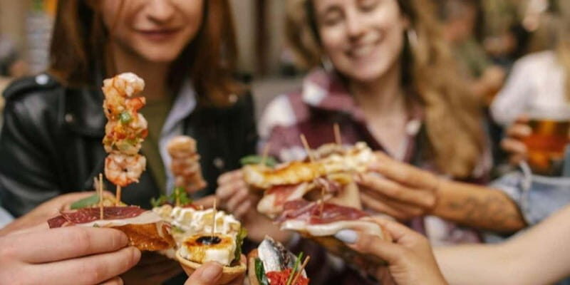 Tapas tasting with drinks at Santiago Old Towm - FAQ