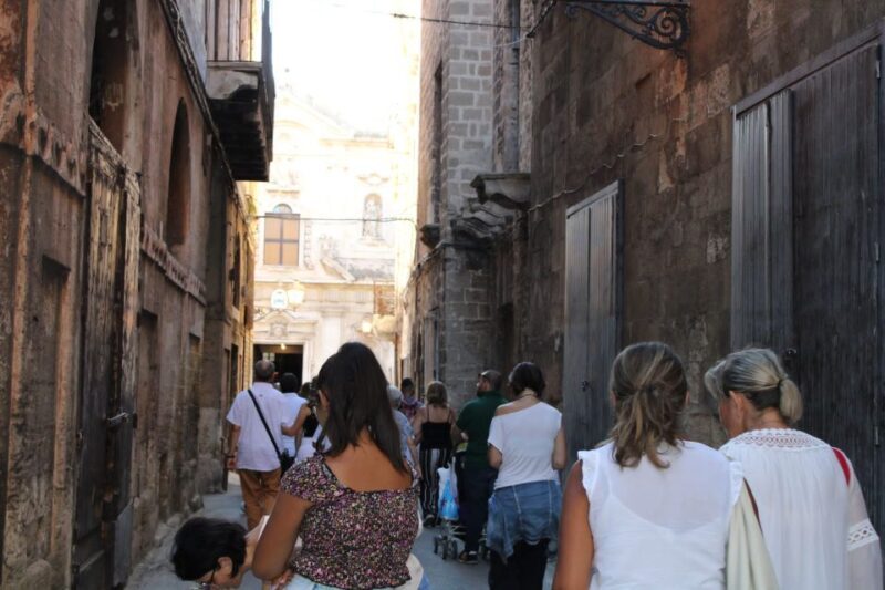 Taranto: Guided History Walking Tour - Key Points