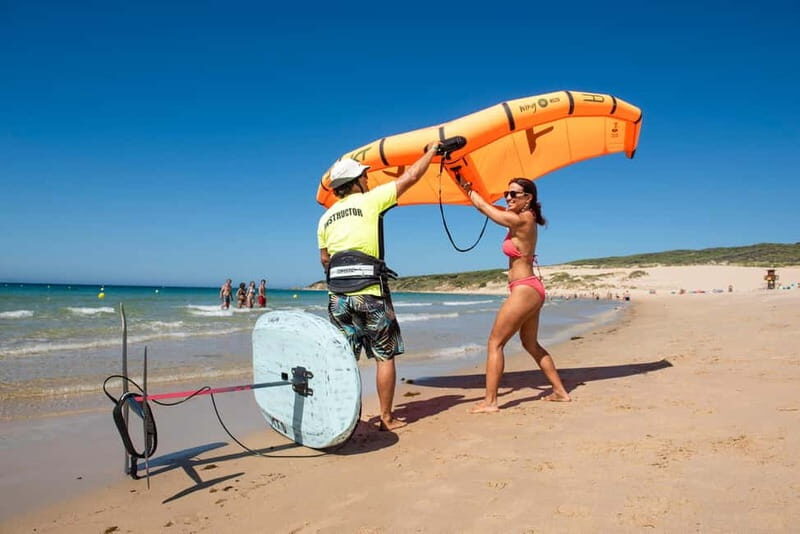 Tarifa, Cadiz: Wingfoil lessons for all levels. Children and adults - Overview of the Wingfoil Lessons in Tarifa