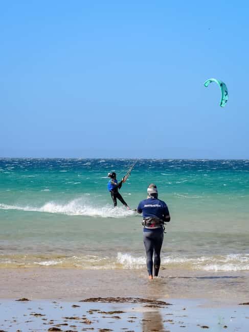 Tarifa: Private kitesurfing lessons with Matos Tarifa - Instruction Quality and Atmosphere