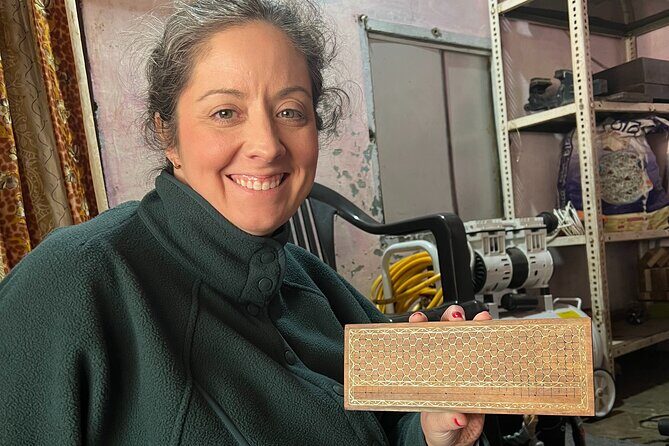 Tarkashi (Metal Wire Inlay on Wood) Experience in Jaipur - Logistics & Practical Tips