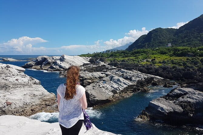 Taroko, Qingshui Cliff, Xincheng Old Street & Qixingtan Day Tour - Frequently Asked Questions