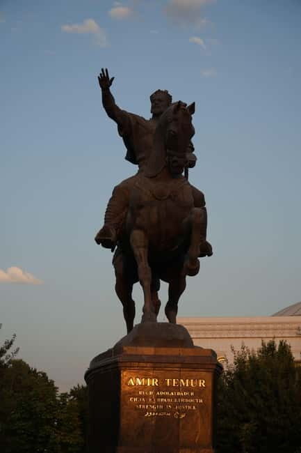 Tashkent city Night Tour with Dinner & Free Pro Photography - A Detailed Look at the Tashkent Night Tour