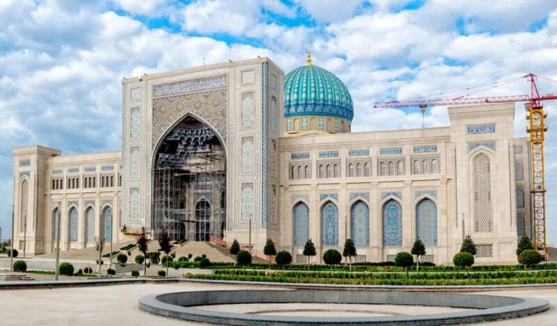 Tashkent City Walking & Food Tour: 10:00 AM or 17:00 PM - The Sum Up