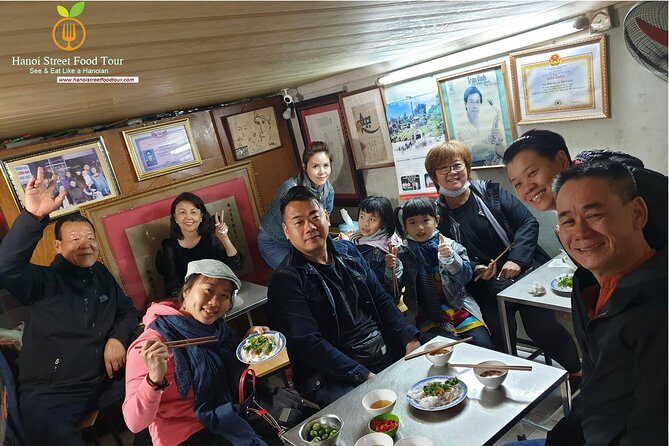 Tasting 8 Different Street Foods + Local Drink at Evening Time by Walking - Key Points