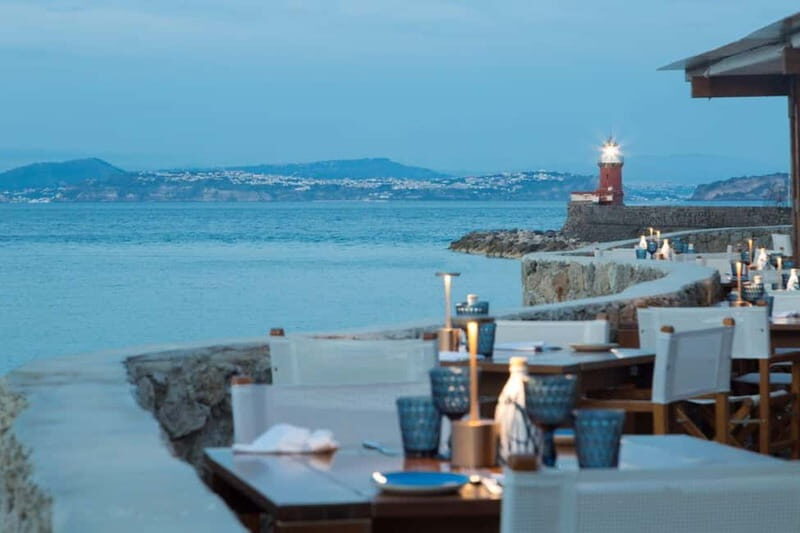 Tasting dinner by the sea with exclusive use of the bay - Key Points