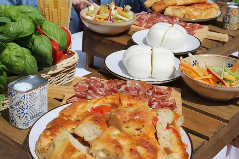 Tasting in the countryside of Conversano: Picnic among the olive groves - Key Points