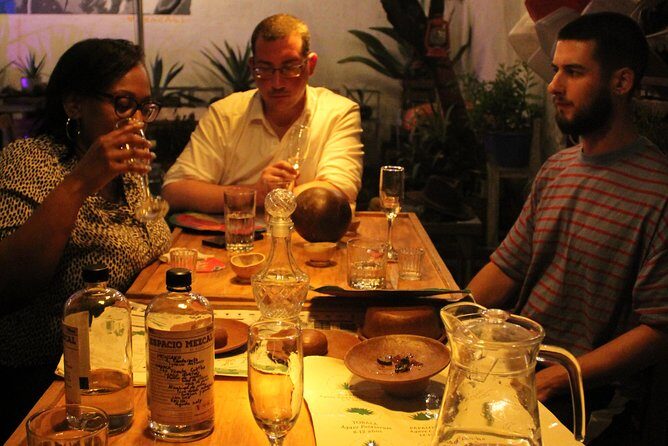 Tasting of Organic Mezcales - Authenticity and the Role of Leaders