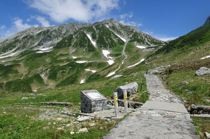 Tateyama Kurobe Alpine Route: Private Tour to World's Edge - An In-Depth Look at the Experience