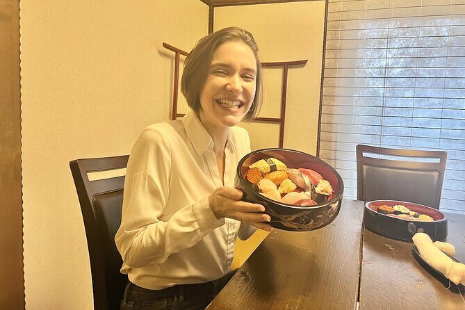Taught by a professional! Making sushi with Hakodate's Fresh Fish - Authenticity and Value